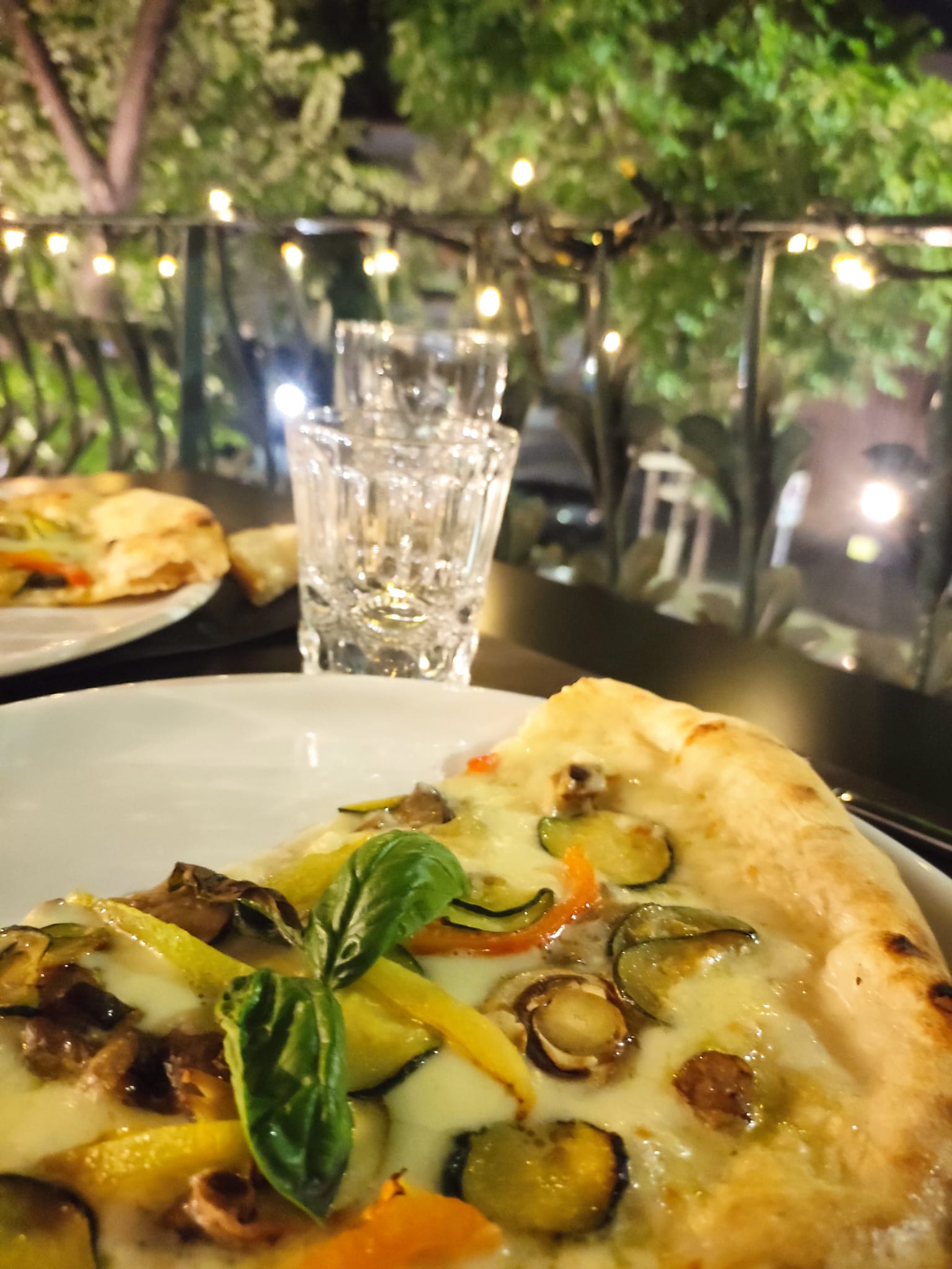 Vulcano Ponte Milvio: il connubio tra pizza romana e napoletana