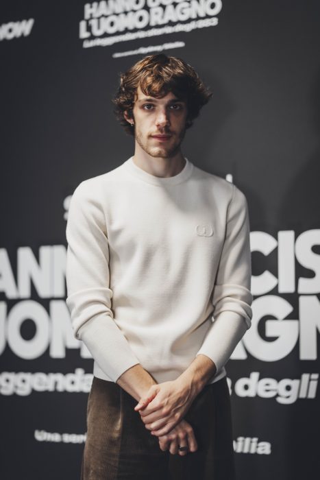 ‘Hanno Ucciso l’Uomo Ragno’, una storia di amicizia e musica che è leggenda